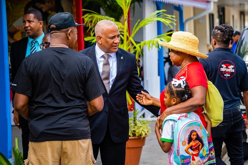 Saint Lucians to be Centre of Tourism Saint Lucians to be Centre of Tourism